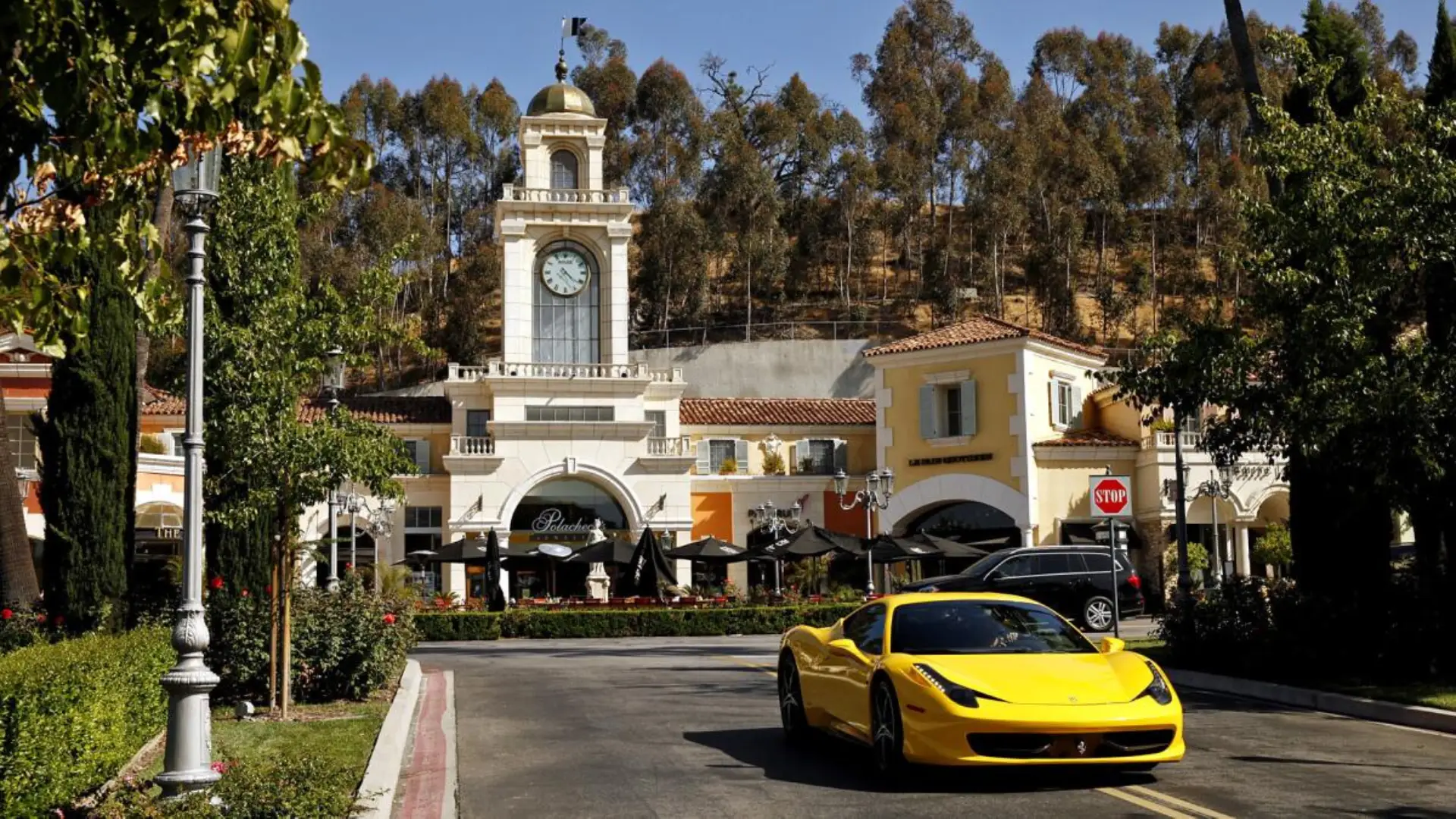 Shop, Dine, and Relax at The Commons at Calabasas in Bustling Calabasas, CA